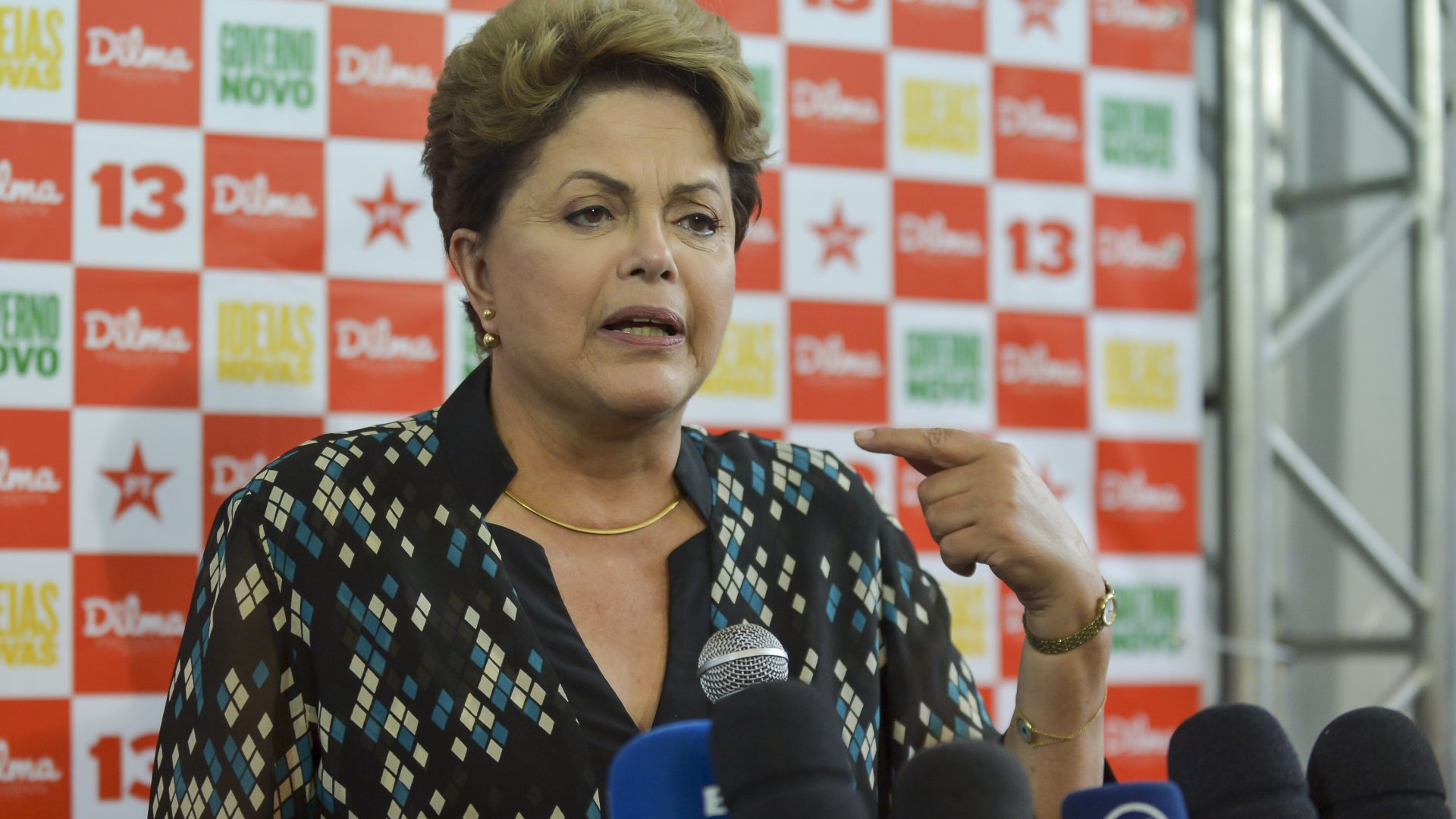 Mesmo sem Lula, Dilma viaja à China e assume cargo de presidente do ...