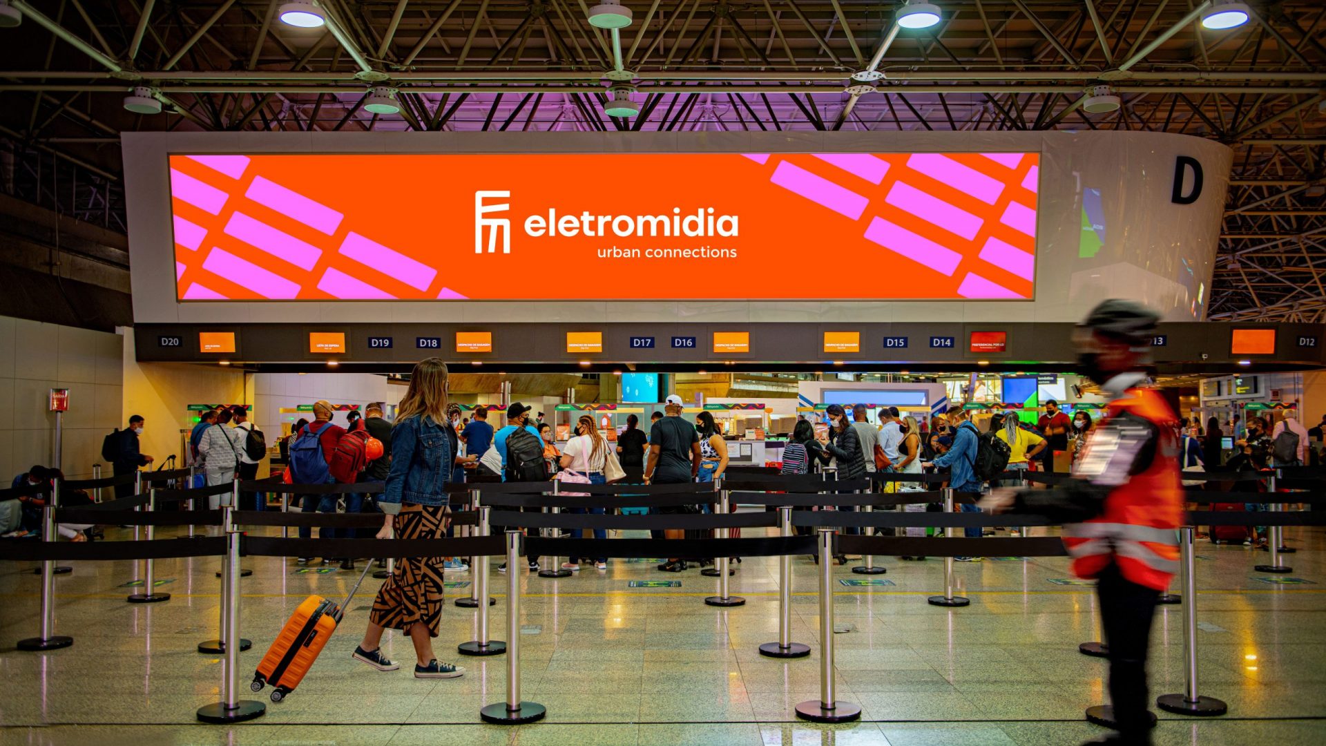 Da B3 para as telinhas: Globo fecha o capital da Eletromidia (ELMD3) e ...