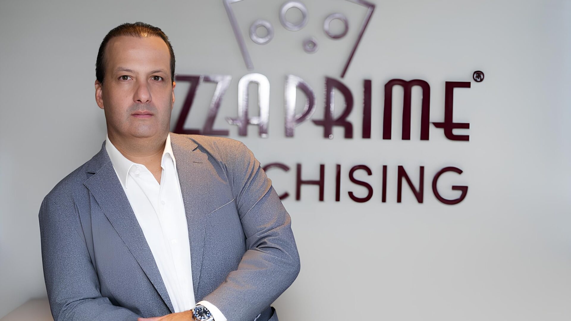 Ele começou com uma pizzaria de bairro e hoje tem rede que faturou R ...