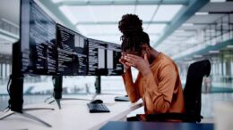 Ibovespa dispara no ano, mas investidores brasileiros estão receosos e ...